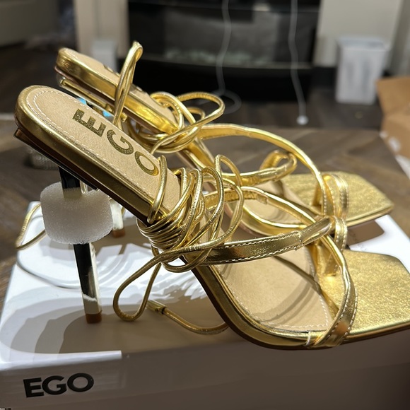 EGO | Shoes | Ego Skinnylatte Lace Up Strappy Square Toe Metallic ...